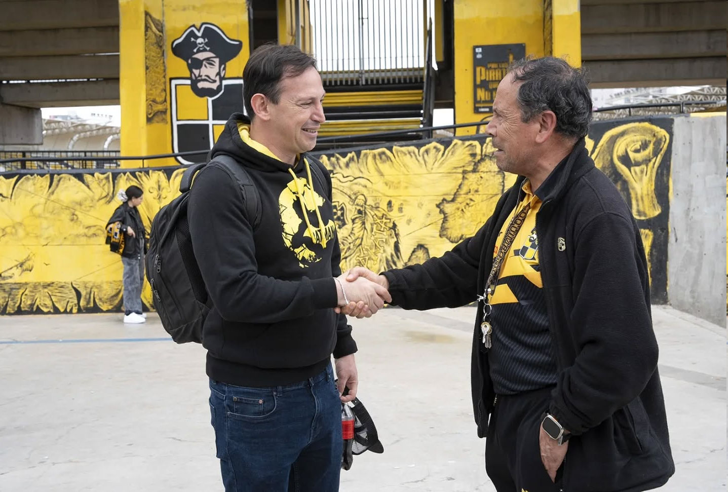 Alcalde Ali pide a jugadores piratas en la Roja y lamenta dichos de Nicolás Córdova - Web Diario ...