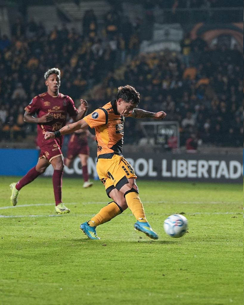 ¡Sueña el aurinegro! Coquimbo Unido doblega a Tolima y roza la ...